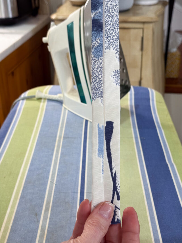 DIY Pleated Lamp Shade for a Thrift Store Lamp
