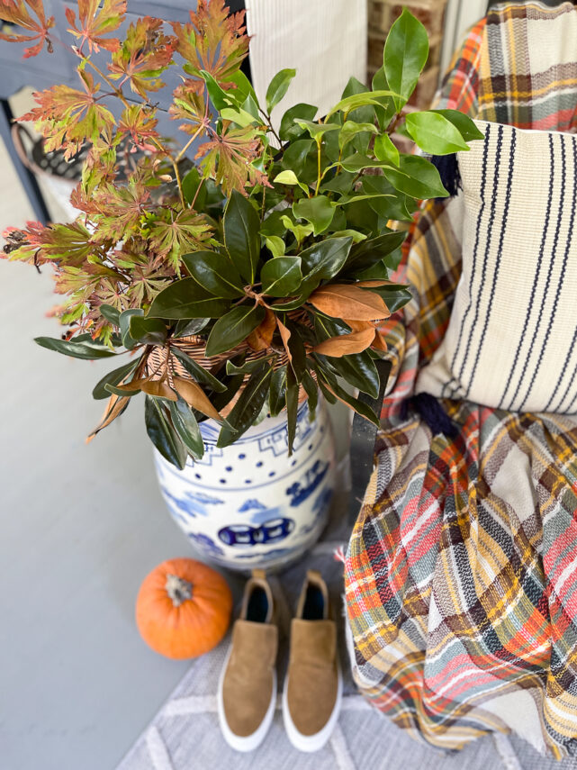 How to Create a Cozy Fall Vignette - Our Southern Home