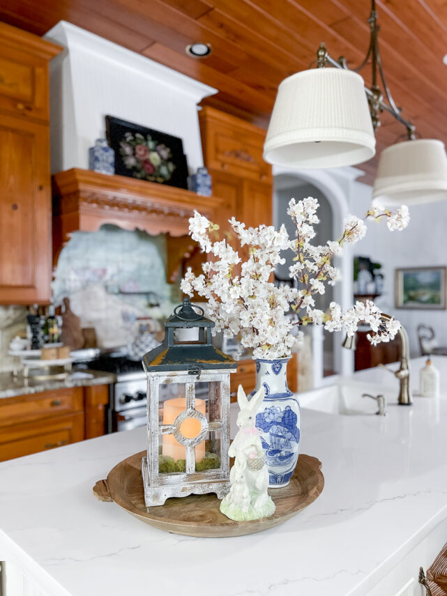 How to Style a Simple Spring Vignette