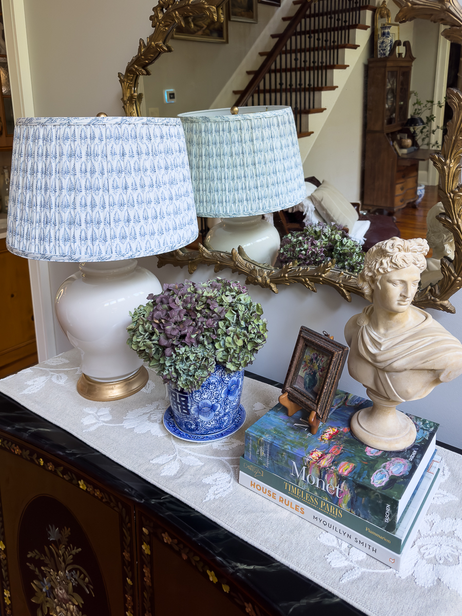 How to Use Rub 'n Buff to Update a Thrift Store Lamp