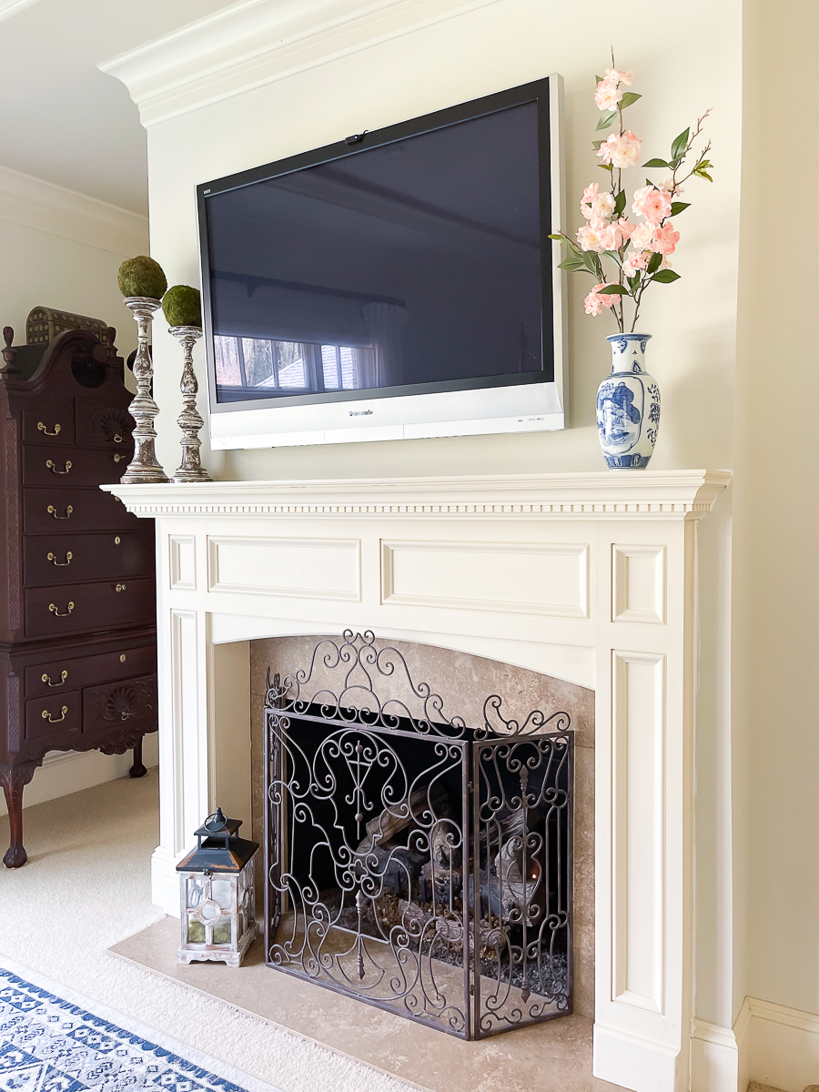 Spring Master Bedroom - Our Southern Home
