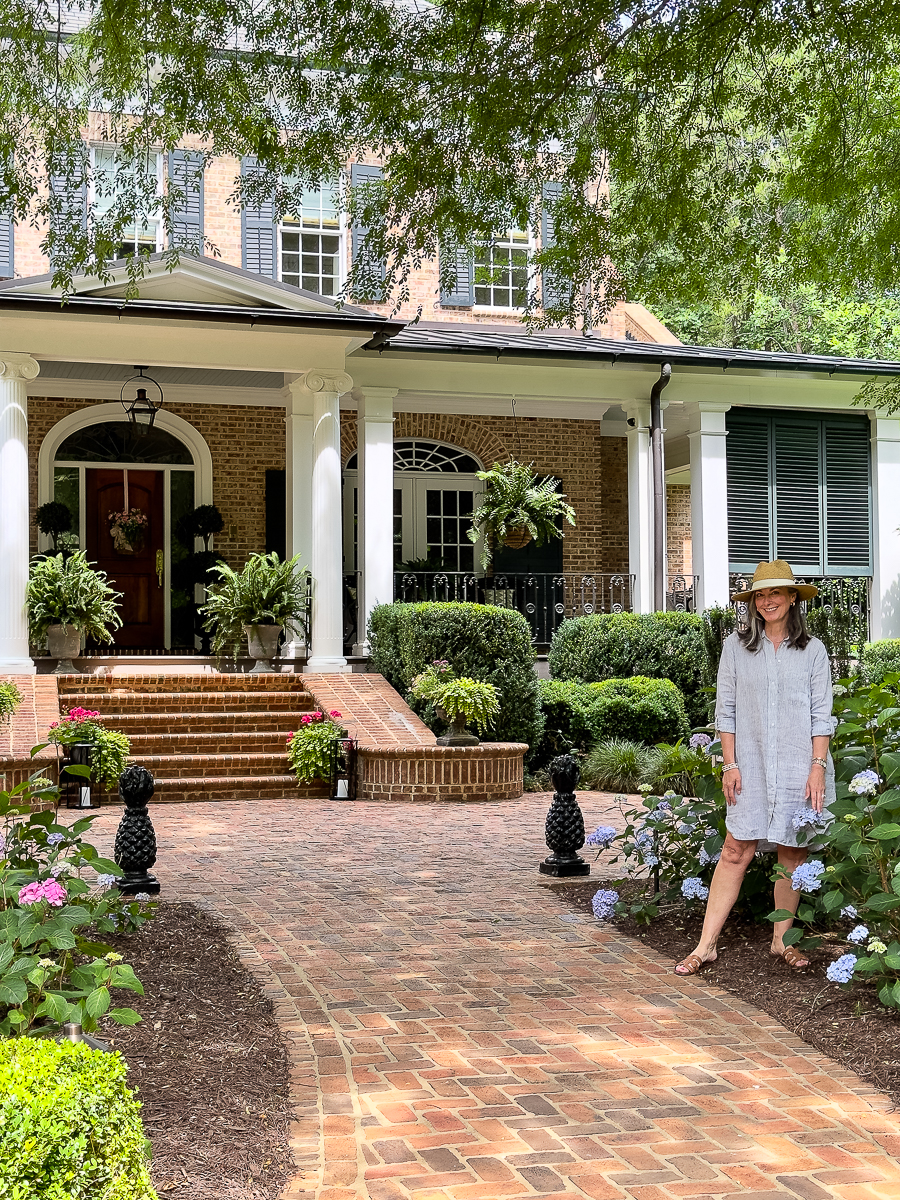 How to Decorate a Classic Front Porch for Summer