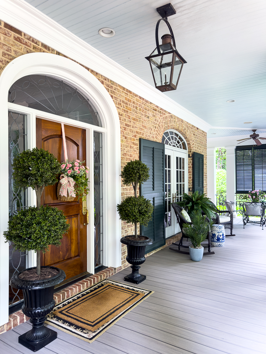 How to Decorate a Classic Front Porch for Summer